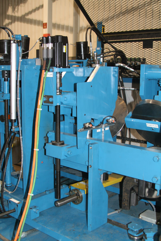 Controlling End Flare in Roll Formed Sections - Metal Construction News