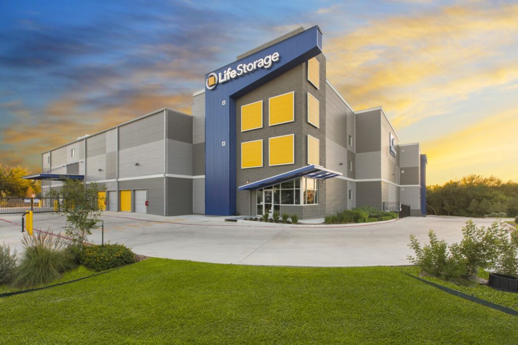 Life Storage Inc, San Antonio - Metal Construction News