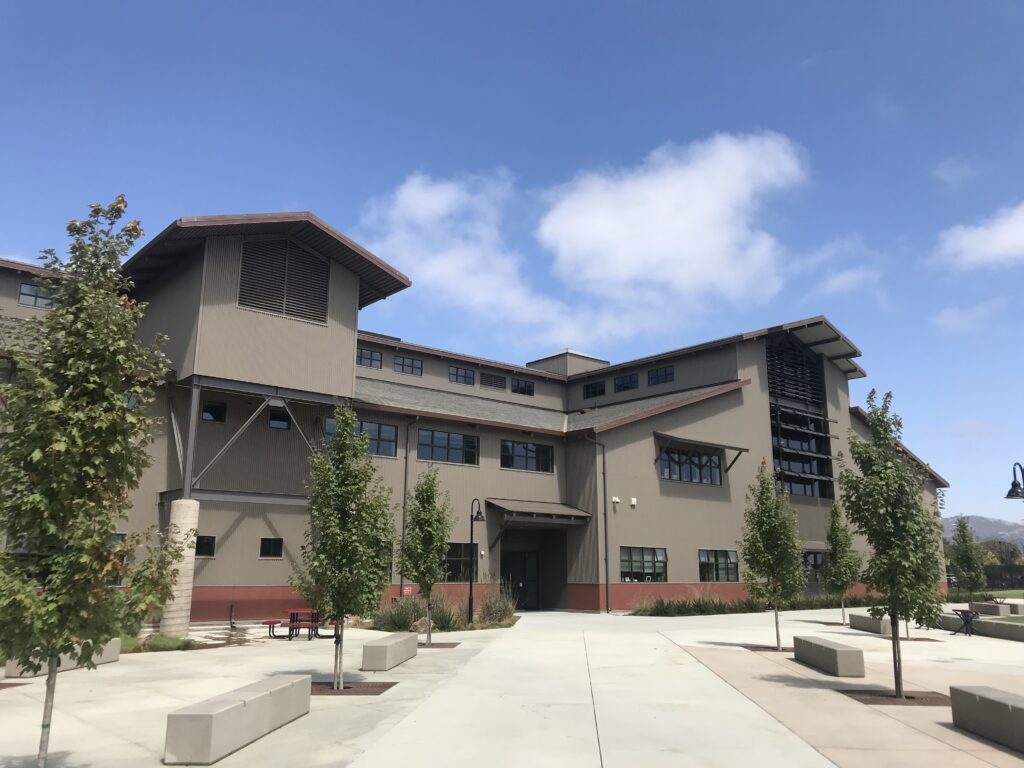Rancho San Juan High School, Salinas, Calif. - Metal Construction News