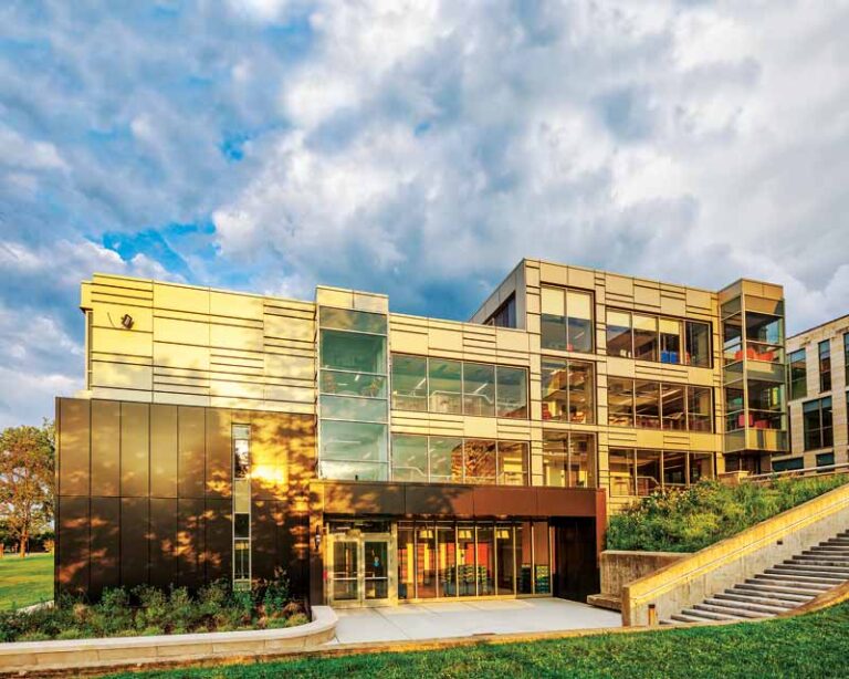 Creating dynamic learning spaces: Modernizing schools with ACM panels ...