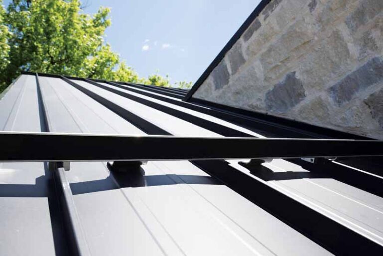 To retain or not to retain snow on metal roofs? - Metal Construction News
